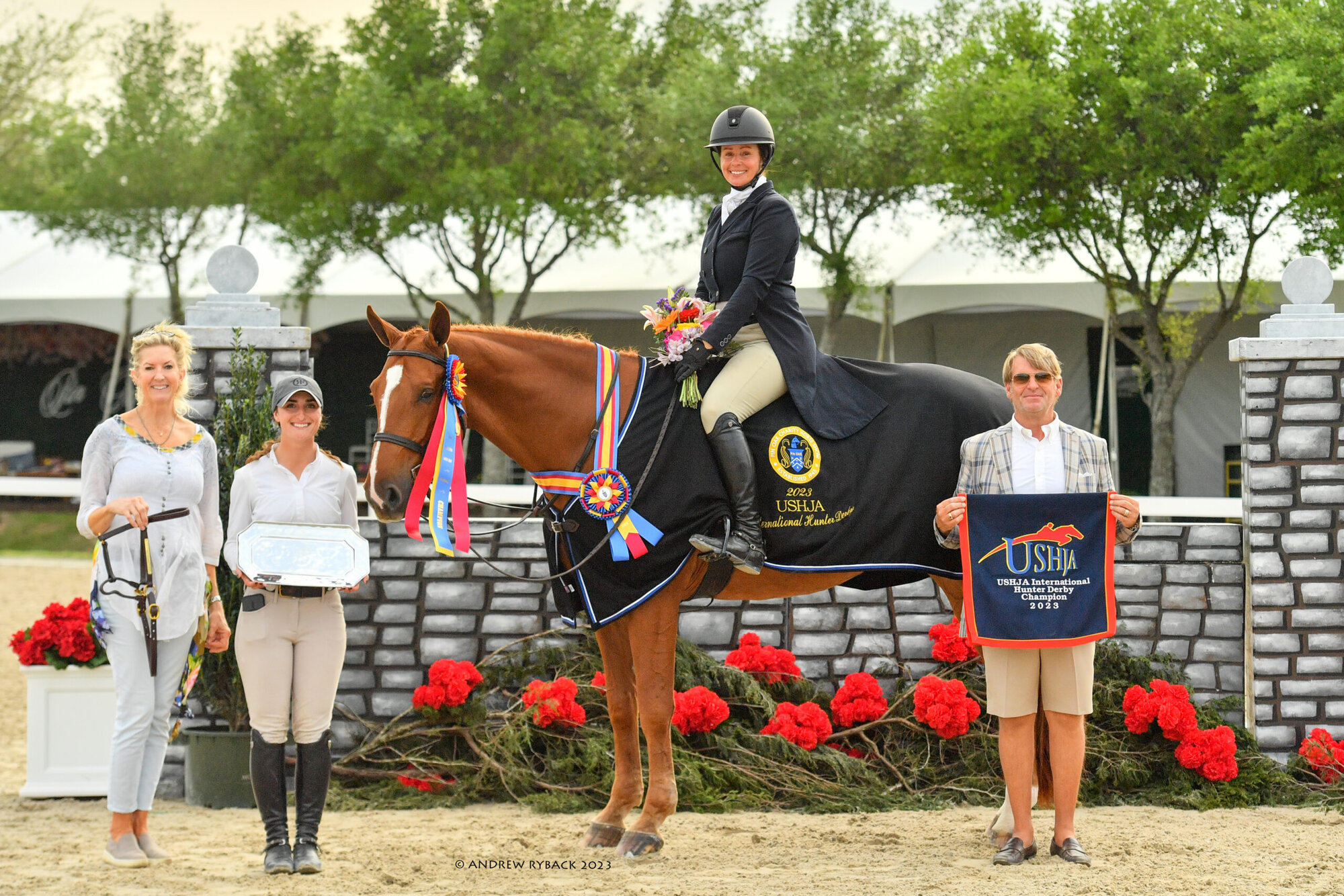 Nada Wise and Mindy Coretz Claim Hunter Derby Victories at Pin Oak ...